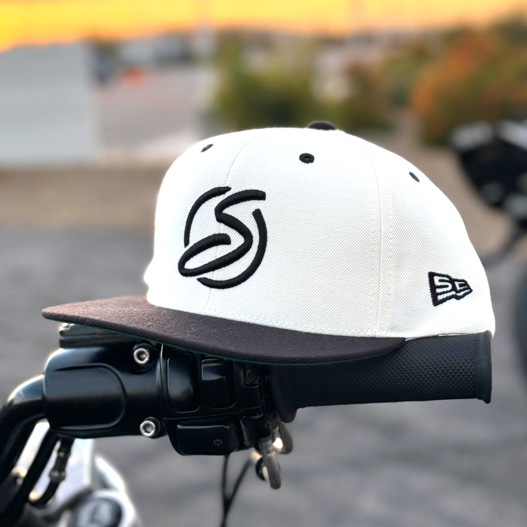 S LOGO HAT - WHITE BLACK – Scrapecity